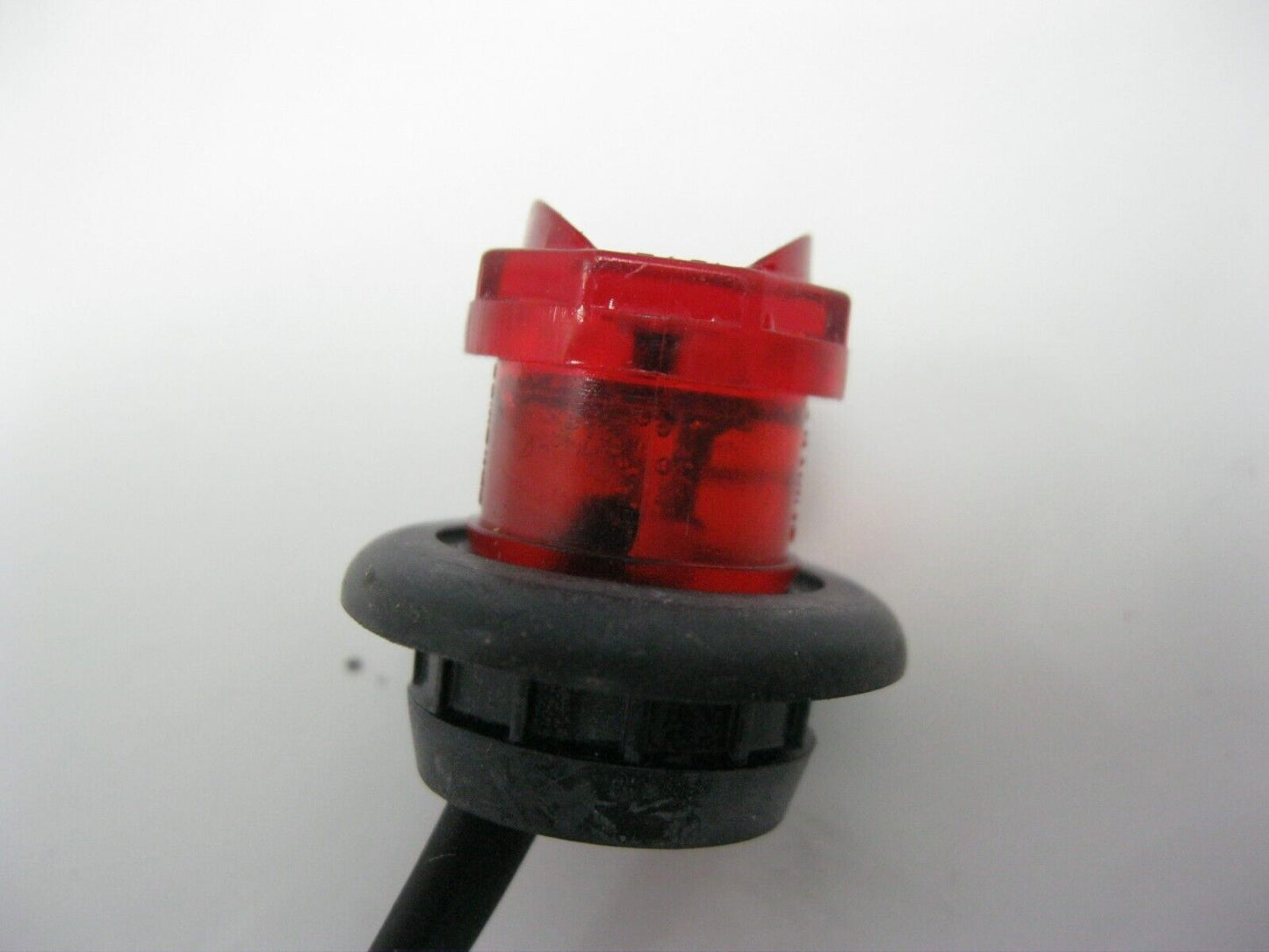 Sea-Doo OEM LED Red Light 278003790 – Precision Frameworx