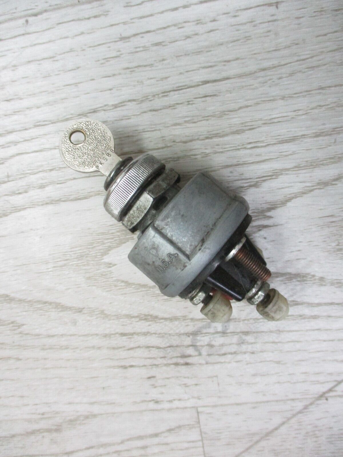 Hyster Pollak Forklift Ignition Switch 4292483 USED – Precision Frame