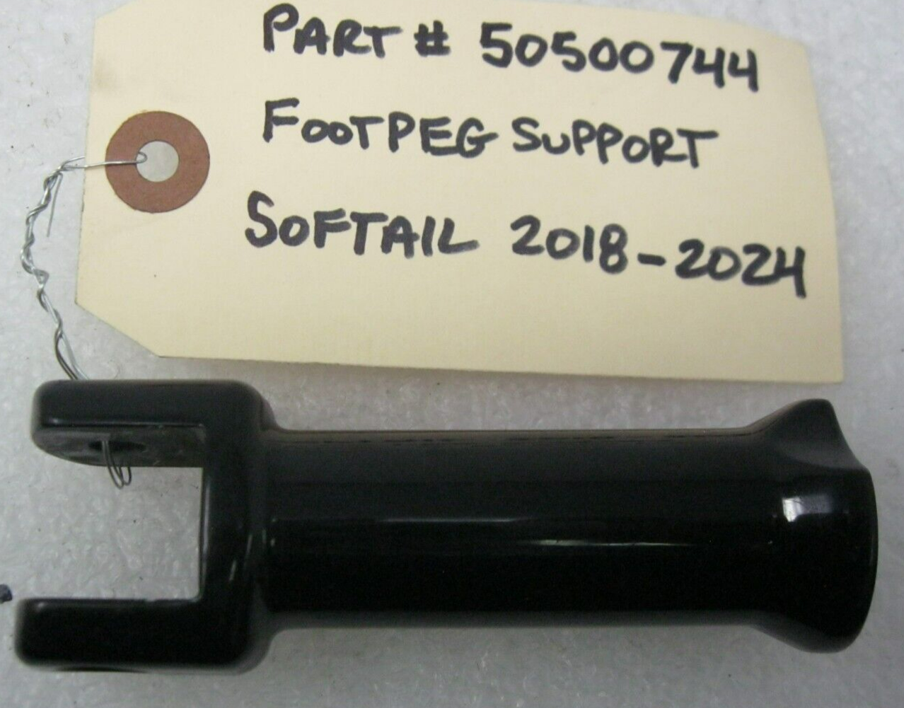 Harley-Davidson OEM 18-24 Passenger Foot Peg Support (SINGLE) 50500744 ...
