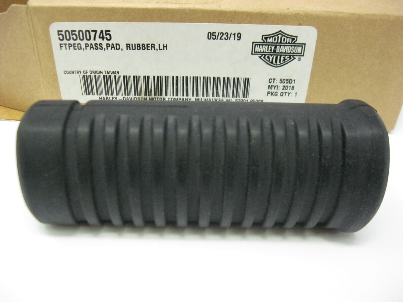 Harley-Davidson OEM 18-23 Softail Left Hand Passenger Foot Peg Pad 505 ...