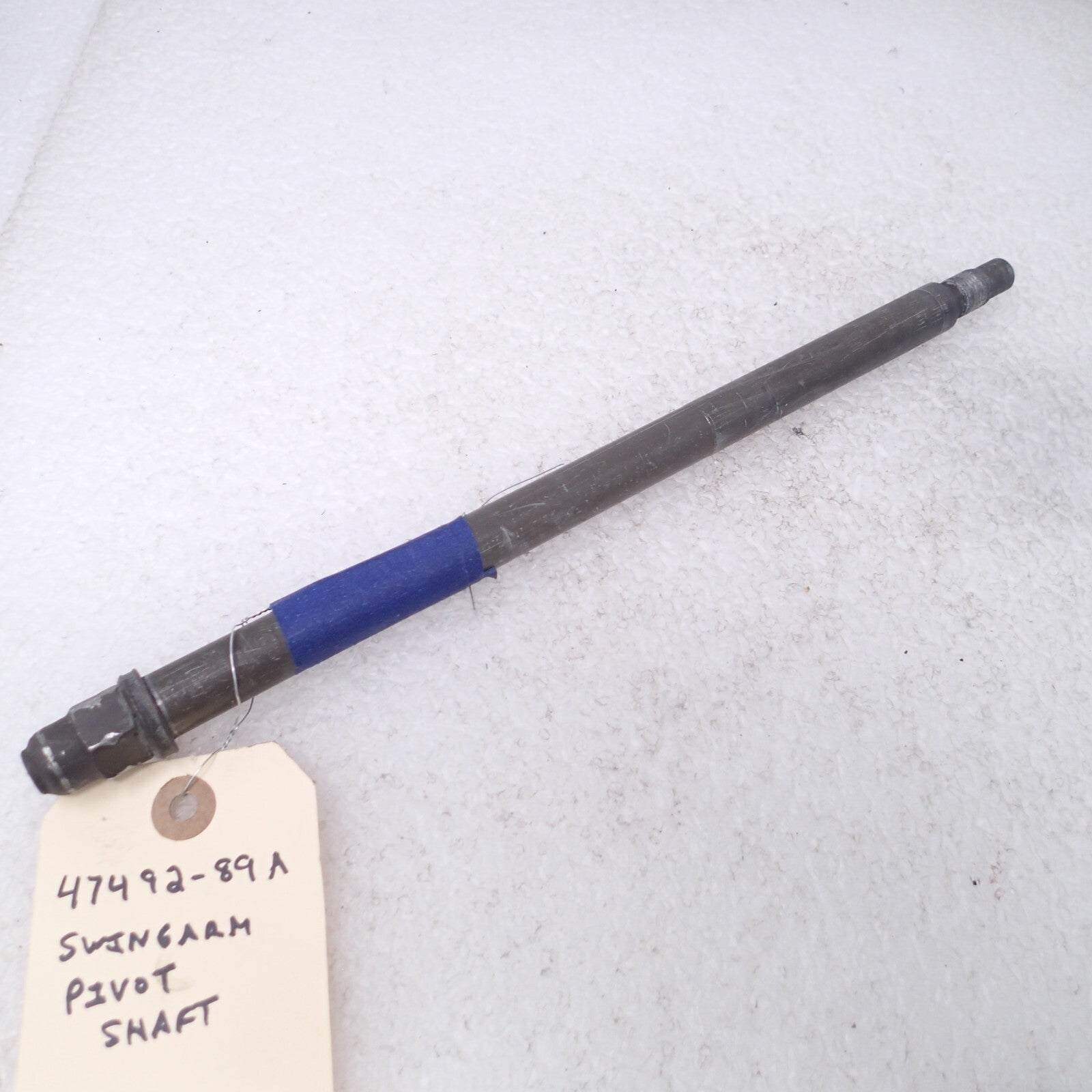 Swing arm HARLEY DAVIDSON PIVOT SHAFT 47492-89A 1986-UP BIG TWINS EARL ...