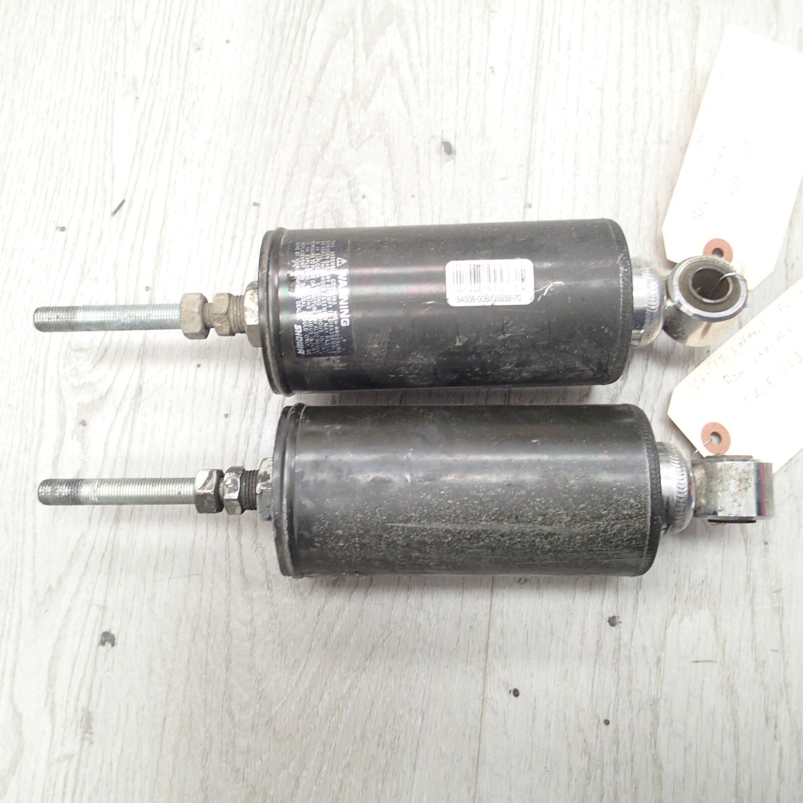 Harley Softail 00-17 Showa rear shocks shock absorbers 54508-00B ...